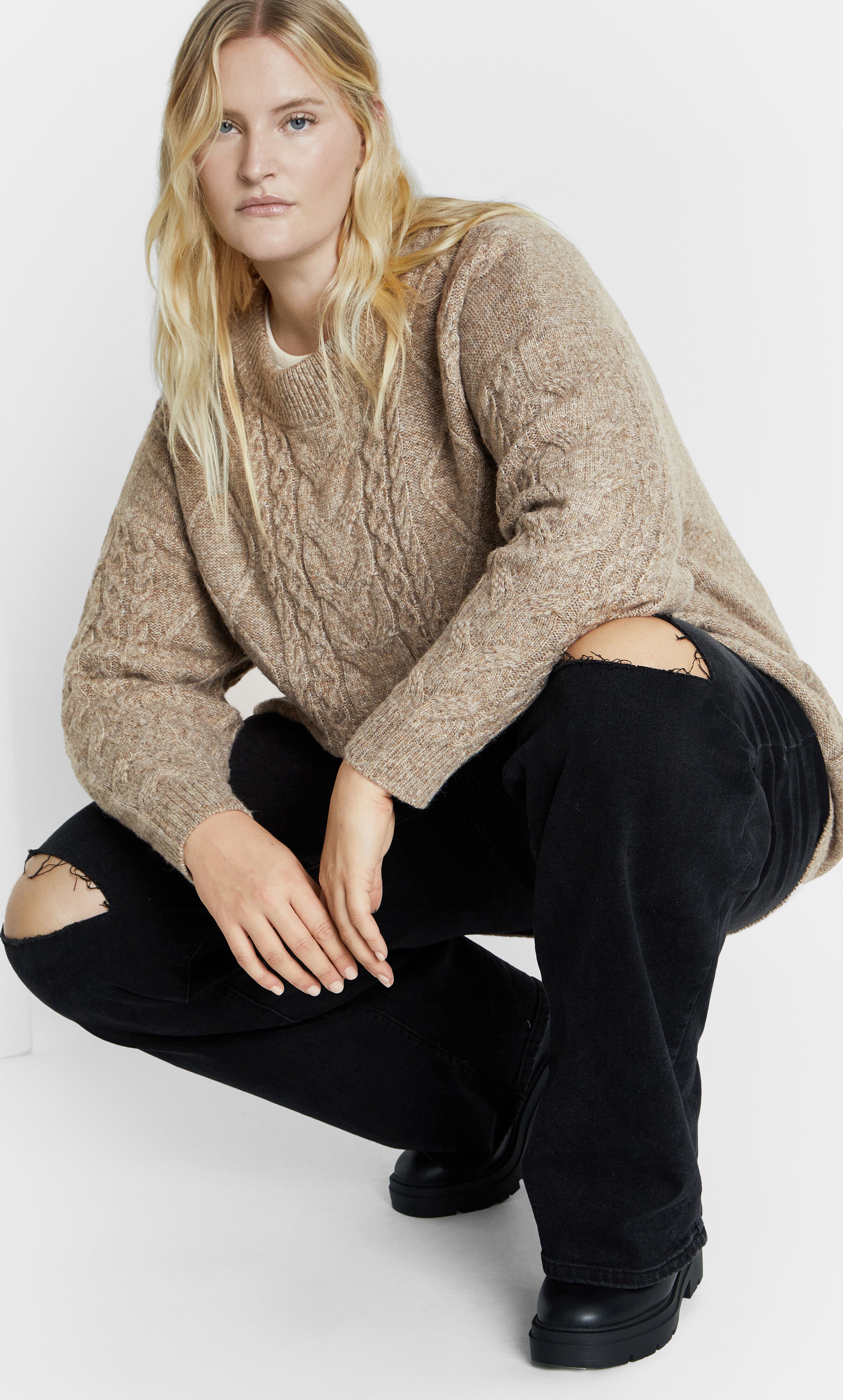 Jojo Sweater - biscuit | OneStopPlus